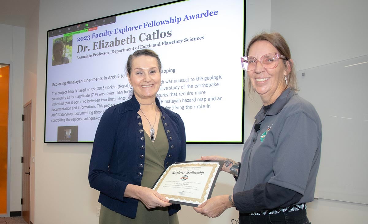 Libraries Award Annual Map & Geospatial Fellowships | University of ...